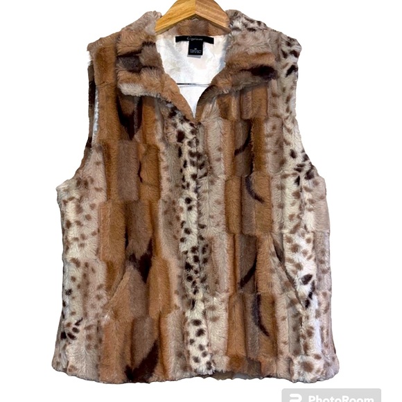 Cejon | Jackets & Coats | Cejon Faux Fur Vest Fully Lined Size Medium ...